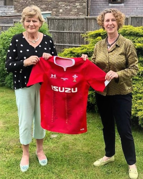 Cancer Research Wales - Cancer Research Wales - Crickhowell Fundraising ...